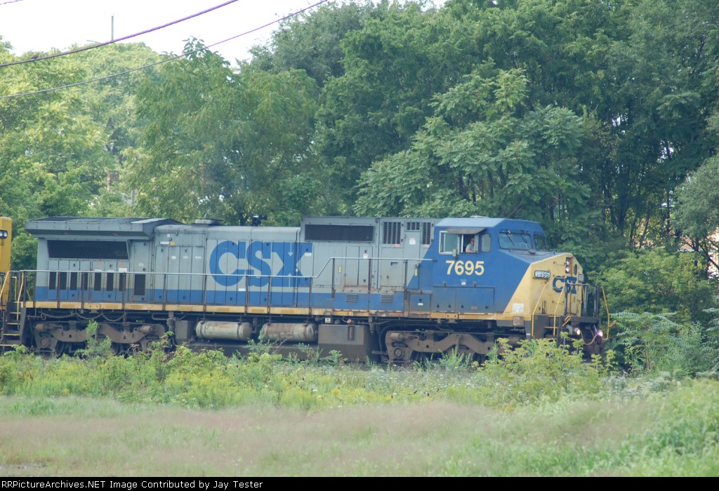 CSX 7695